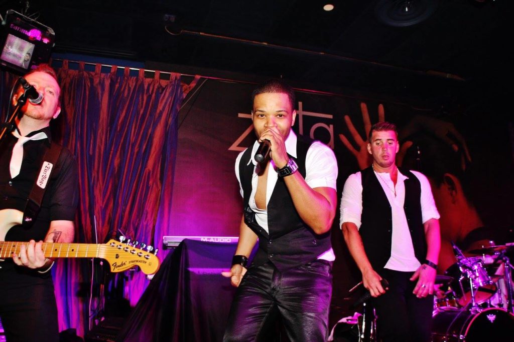 Sean – Singer / Pianist – Bash Events Group UAE | Next Level Entertainment